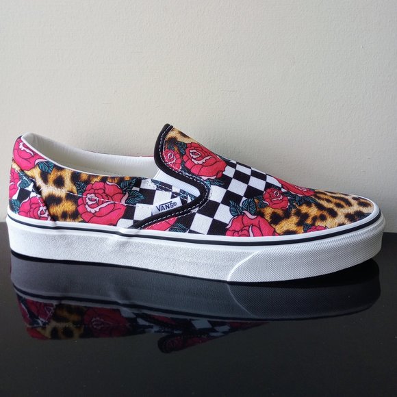 Vans | Shoes | Vans Mens Classic Slipon With Beautiful Rose Animal ...